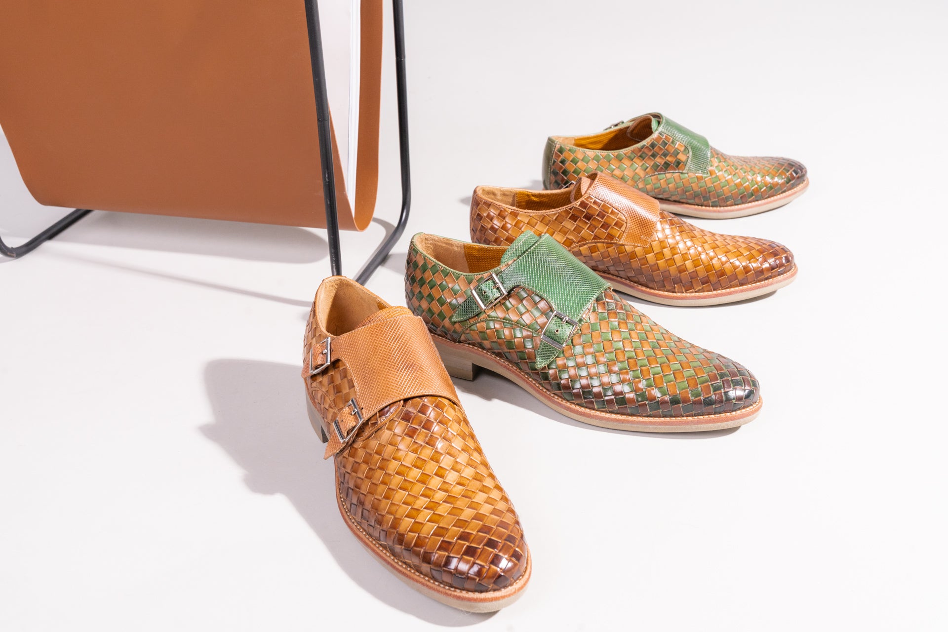 Comment choisir et entretenir vos chaussures en cuir tressé ? – Melvin ...